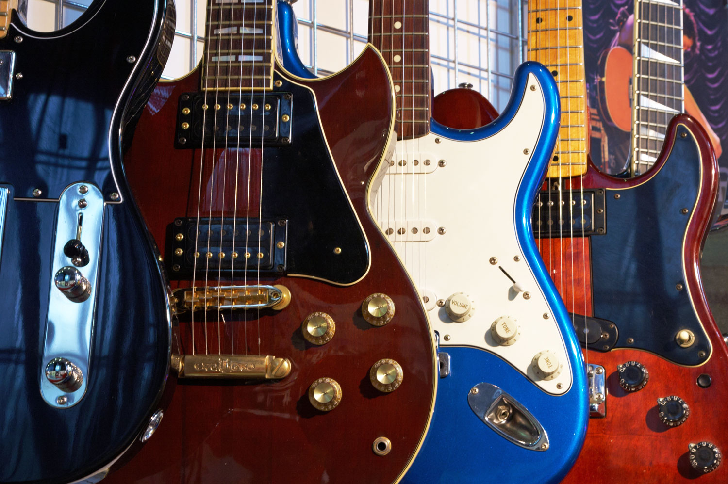 Affordable Musical Instruments | B & B Pawn - Fredericksburg, VA